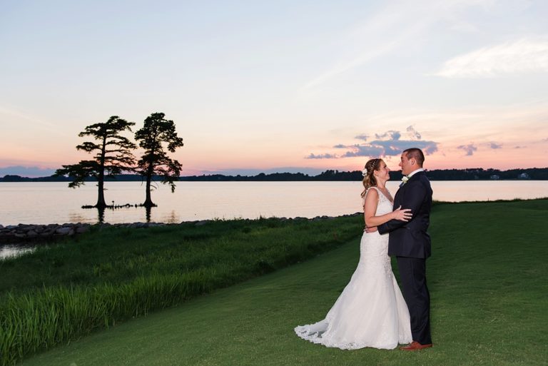 Two Rivers Country Club Wedding |Shannon and Jeremy - Meredith Ryncarz ...