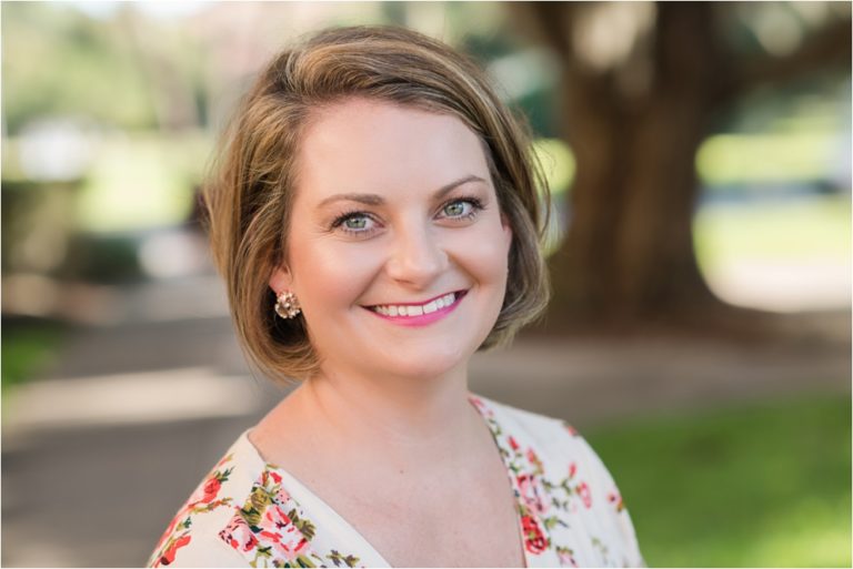 Crane Cottage Headshot Session - Meredith Ryncarz Photography