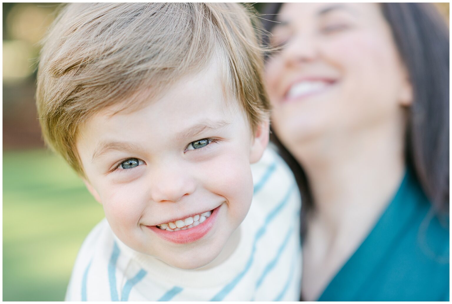 Anniversary Session | Ford Field and River Club - Meredith Ryncarz ...